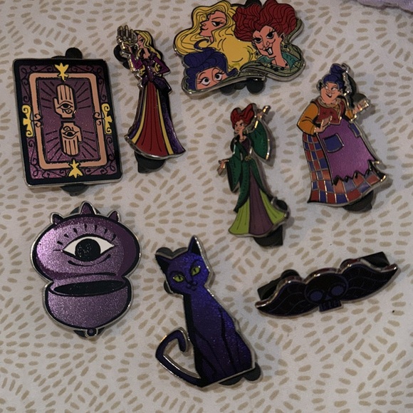 Disney | Other | Disney Hocus Pocus Complete Set Of Blind Box Pins ...